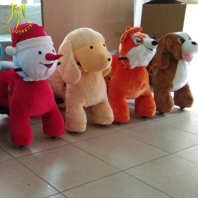 中国 Hansel entertainment plush motorized 4 wheel electric walking animals rides 販売のため