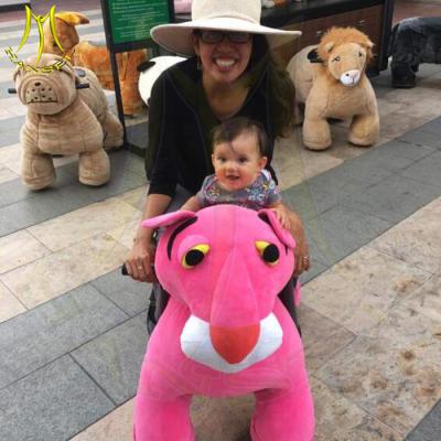 中国 Hansel wholesale walking coin operated motorized plush riding animals 販売のため