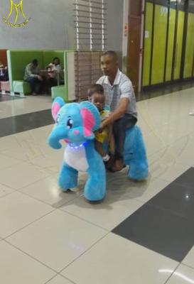 中国 Hansel plush walking toy horse animales toy riding elephant toys for kids and adult 販売のため
