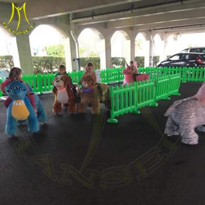 中国 Hansel shopping mall coin operated plush outdoor ride walking animals 販売のため