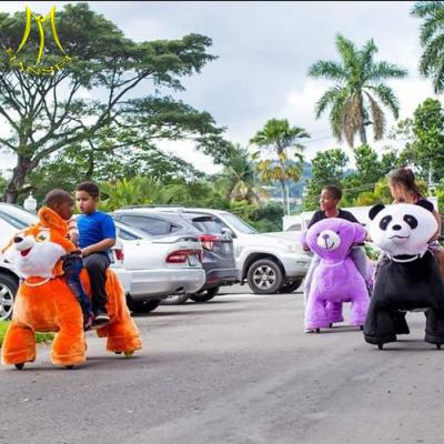 中国 Hansel amusement coin operated battery car walking robot ride on animals 販売のため