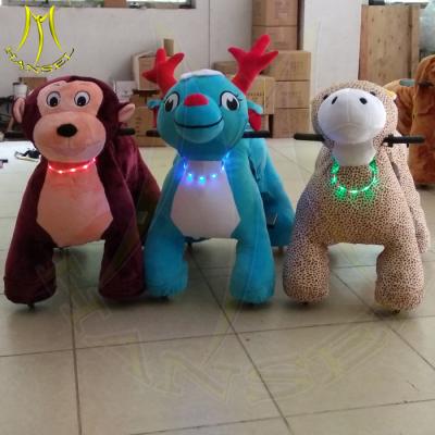 中国 Hansel amusement park commercial electric ride on plush motorized animals 販売のため