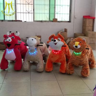 中国 Hansel  wholesales plush animal toy car dinosaur 24 volt ride on toy for kids 販売のため
