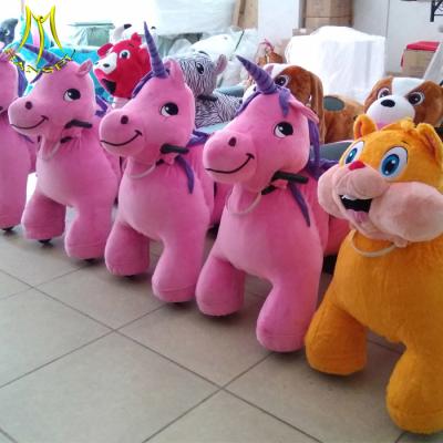 中国 Hansel  entertainment games for adult plush electric animal toy rides in mall 販売のため