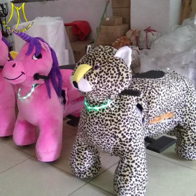 中国 Hansel rideable stuffed horse kids rider plush animal go cart walking bike for adults 販売のため