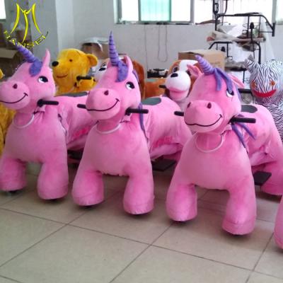 中国 Hansel animal coin operated horse for shopping mall plush horse toy on wheels 販売のため