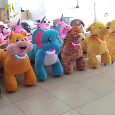 中国 Hansel animal fun plush toy  amusement park children electric battery operated stuffed animals 販売のため