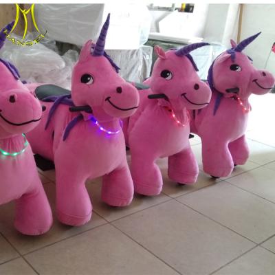 中国 Hansel kiddie ride on dinosaurs kids toy plush stuffed electric battery operated ride 販売のため