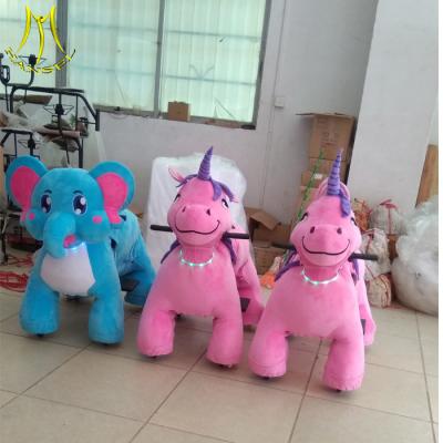 中国 Hansel  hot-selling kids animal horse riding machine for sale plush unicorn large ride in mall 販売のため
