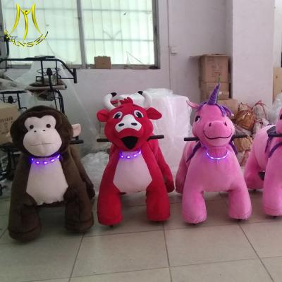 中国 Hansel  coin operated animal electric ride on toy plush battery powered walking animal 販売のため