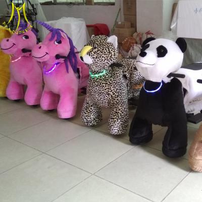 中国 Hansel  plush riding animal indoor amusement rides walking plush dog toy 販売のため
