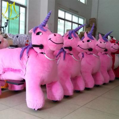 中国 Hansel  shopping mall child battery ride unicorn motorized plush animal rocking horses for adults 販売のため