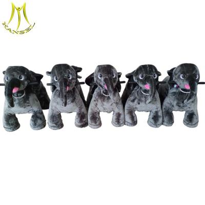 中国 Hansel plush body for plush animals electric toy walking elephant ride for outdoor park 販売のため