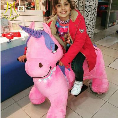 中国 Hansel coin operated electric plush motorized animal electric ride on horse toy 販売のため