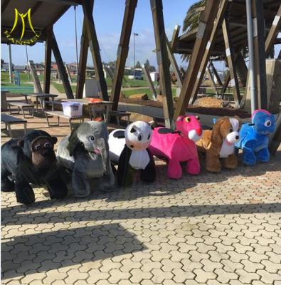 中国 Hansel animal motorized ride large plush ride toy on wheels animal drive toy amusement rides equipment 販売のため