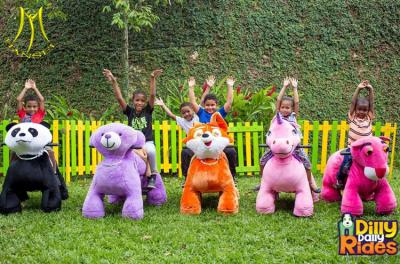 中国 Hansel entertainment coin operated drivable kids electric ride animal stuffed animal unicorn on wheels 販売のため