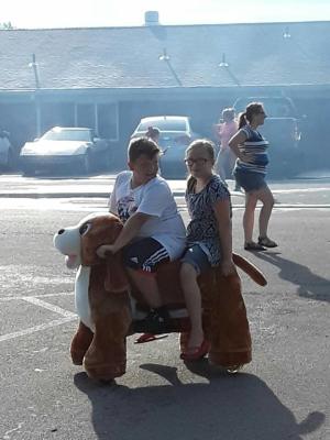 China Hansel cow electric motorized scooter with battery and mp3 for rocking motorcycle kids unicorn motorized plush animal for sale