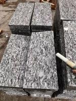 China Polished Face Spray White Granite Stone Tiles For Wall Cladding Long Lasting for sale