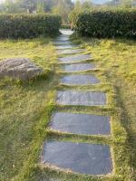 China EXW Rectangular Floor Black Slate Stone Tiles Smooth Texture For Paving for sale