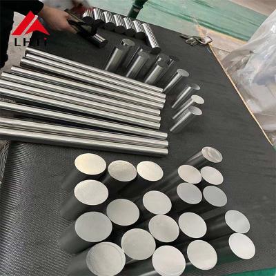 China Barras médicas de titanio disponibles en diferentes tipos de materiales y tubos de titanio para implantes quirúrgicos en venta