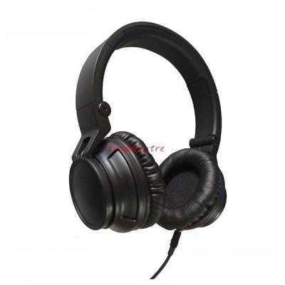 China cool style black bass headphone with noise cancelling for musician with excellent rotate structure and soft ear pads for sale