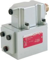 China D634-391C AuthenticGuaranteeBufferAmplifierServoValveMOOGUSA for sale