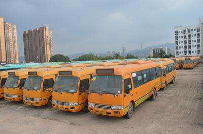 China Golden Dragon XML6700 Used City Bus 19 Seats Used Left Hand Drive Bus for sale