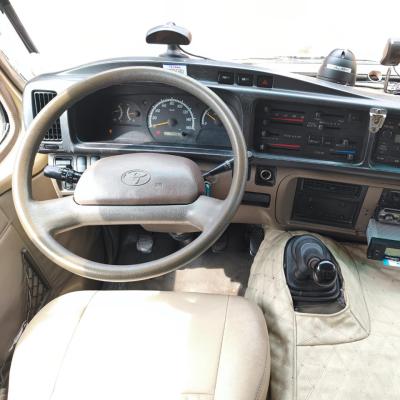 Cina Euro 4 Toyota Coaster di seconda mano, furgone usato da 20 passeggeri in vendita in vendita
