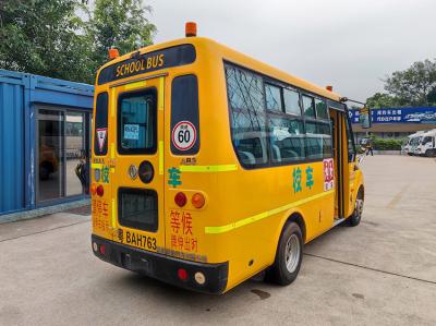 Cina Autobus scolastici usati di Dongfeng 19 posti con standard di emissioni Euro 4 di carburante diesel in vendita