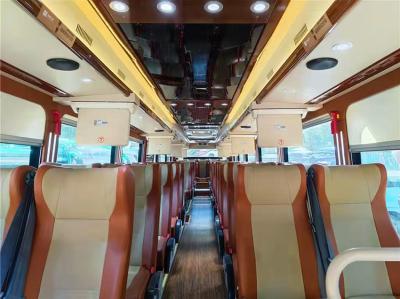 Cina Autobus di seconda mano Yutong 51 posti, Euro 5 LHD Diesel Autobus turistico usati in vendita