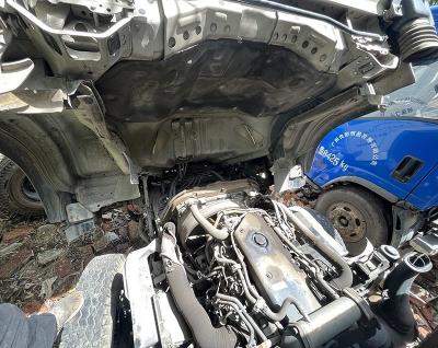 Cina Isuzu usato Cargo Truck con 2 porte Motore Diesel camion camion leggero camion cargo box camion in vendita