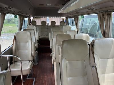 Cina Autobus di seconda mano diesel da 18 posti con 180000 chilometri e Golden Dragon a 1 porta in vendita