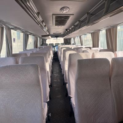 Cina Yuchai 330 Motore Trasmissione manuale Golden Dragon di seconda mano 63 posti Autobus gialli in vendita