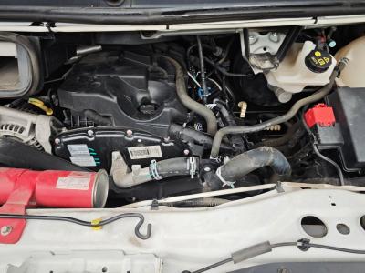 China 14-Zits Tweedehands Minibus Diesel Jiangling Transit CN-4 Bestelwagen met 145 km/u Topsnelheid Te koop