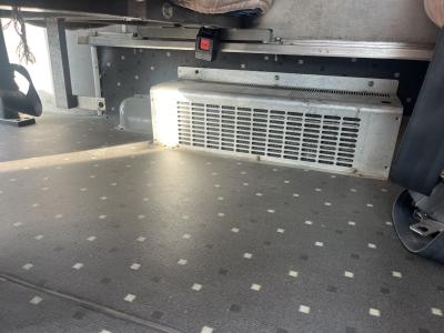 Cina Autobus King Long usati gialli da 63 posti con motore Yuchai 330 in blocco a prezzi bassi in vendita