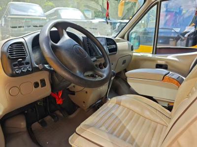 Китай Микроавтобус Jiangling Transit среднего размера на 15 мест длиной 5 метров с максимальной скоростью 120 км/ч продается