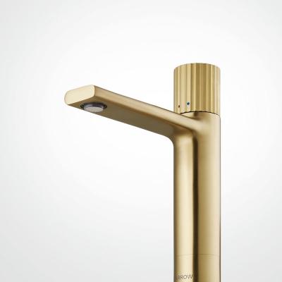 Cina Singolo oro lucidato del supporto del controsoffitto del rubinetto del bacino della maniglia in vendita