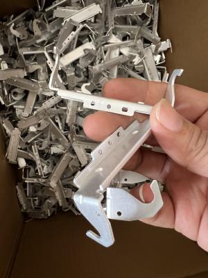 Chine Carte médicale métallique à matrices progressives avec inspection à 100% avant expédition à vendre