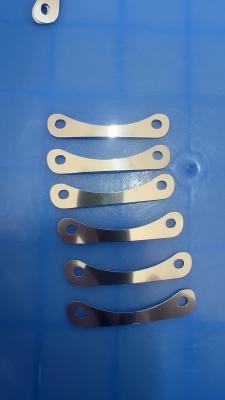 China Op maat gemaakte metalen aansluitplaten met dubbele gaten - stevige en duurzame, multifunctionele bevestigingsmiddelen Te koop