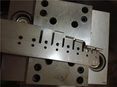 China Custom Continuous Dies for Metal Stamping – Precision Cutting, Stable Performance, Cost-Effective for sale