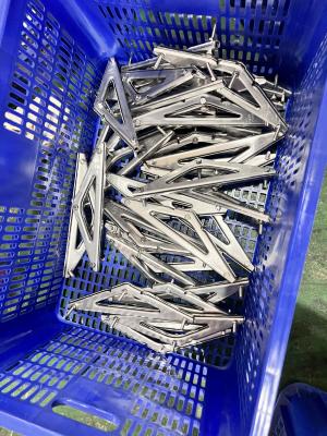 중국 맞춤형 금속 지지 부품 | 정밀 공차 ±0.01mm | 자동차 및 전기 장치에 적합 | 표면 처리 옵션 판매용