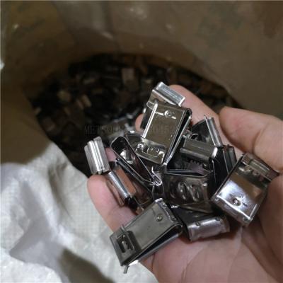 China Annealing Electrolytic Plating Stainless Steel Cable Clamp Tolerance 0.02mm for sale