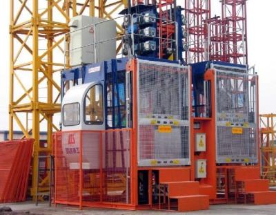 中国 単一/双生児のおり、造る持ち上がる機械が付いている 4T 構造の起重機のエレベーター 販売のため