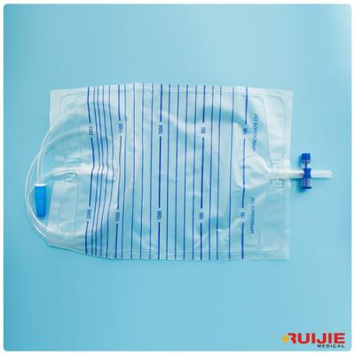 China urine bag transparent color PVC material pediatric 2000ml urine bag with Ttype valve for sale