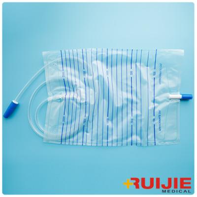 China urine bag transparent color PVC material pediatric 2000ml urine bag with pull puch valve for sale