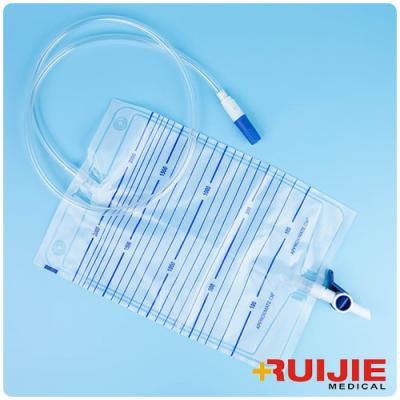 China urine bag PVC material pediatric 2000ml Low Price Luxury Urine Drainage Bag for sale