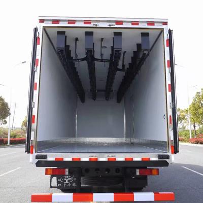 Cina 10T-15T 4x2 Cisterna frigorifera 150 CV - 250 CV Cisterna frigorifera in vendita