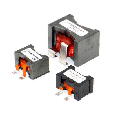 Cina Specificità e modelli personalizzati di bobine di strangolazione SMD PFC con filo piatto a ferita magnetica in vendita