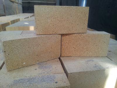 China High Strength Fire Clay Bricks Special Shaped Insulating Firebrick Low Thermal Conductivity for Pizza Oven for sale