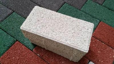 Cina Decorazione del giardino Comune Costruzione di blocchi Pavimentazione di bordi Pietre eccellente Permeabilità all'acqua in vendita